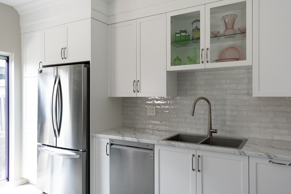 Innisfil Classic White Custom Kitchen - Total Living Concepts - Kitchen ...