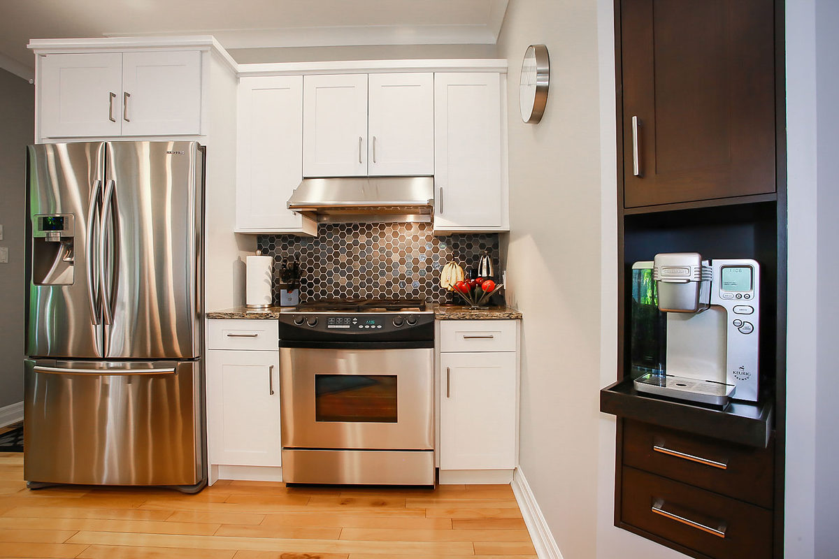 Contemporary Kitchen Refacing - Total Living Concepts