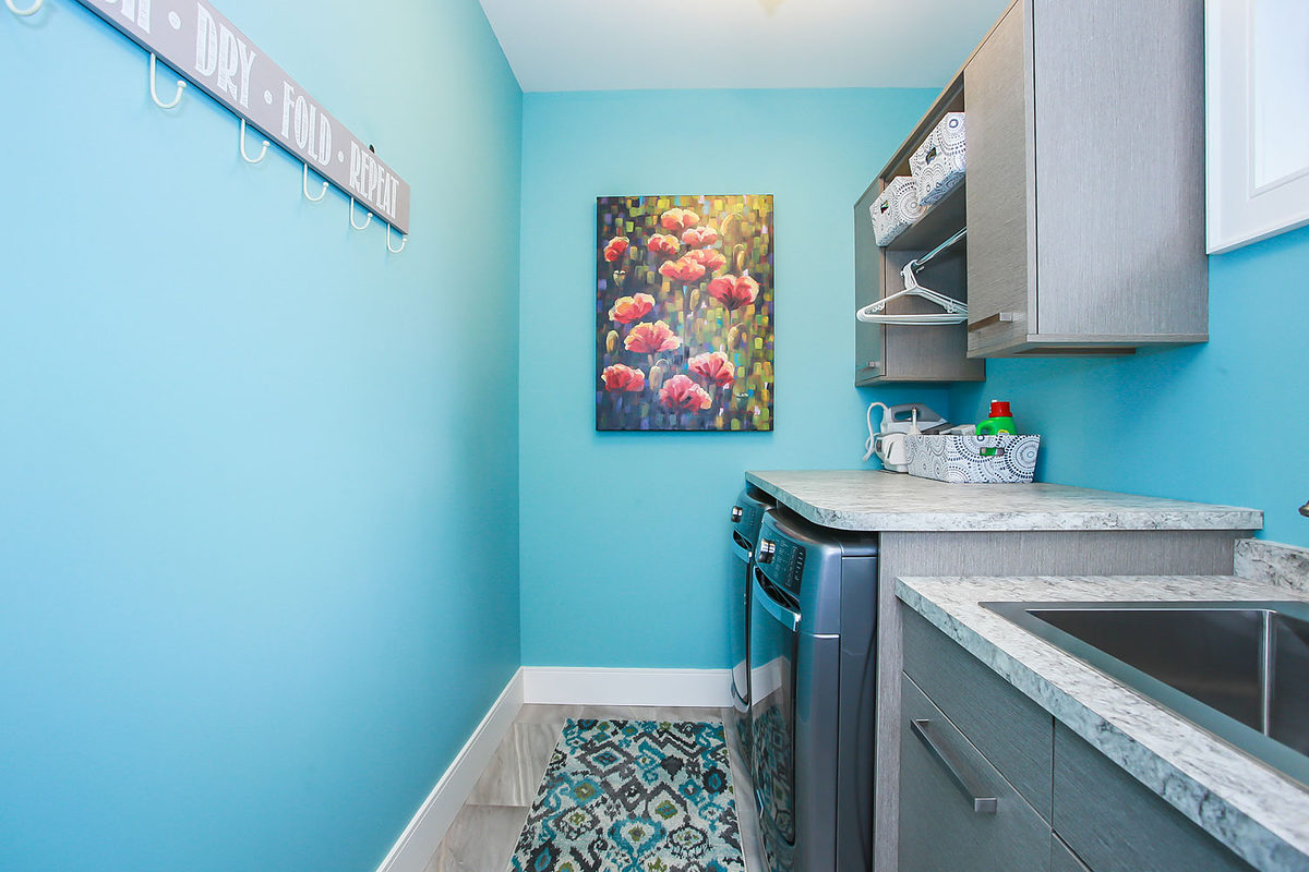Laundry Room Reno - Total Living Concepts